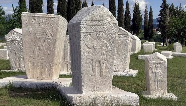 Ko su bili Bogumili i Crkva Bosanska - Dr Miodrag M Petrović