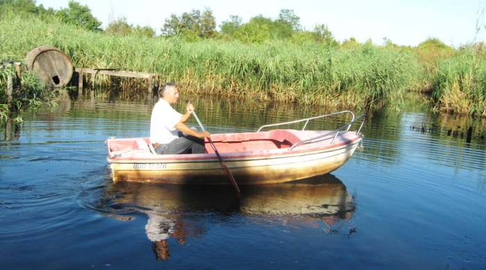 Bernard Ljubas nastavnik iz Rekovca je sam napravio jezero Bernard Ljubas nastavnik iz Rekovca je sam napravio jezero